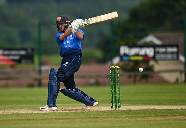 Watch 6446! Lorcan Tucker takes David Delany for a ride online | Stream ...